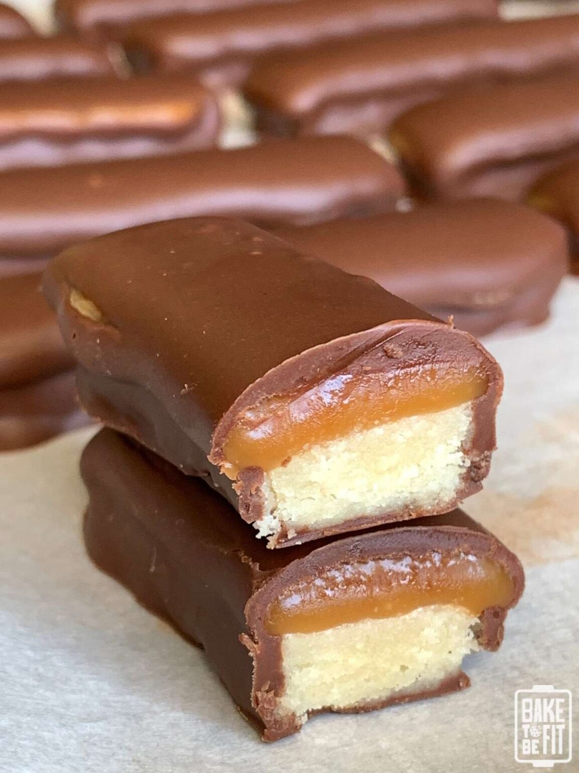 Keto Homemade Twix Bars (Only 5 Ingredients)